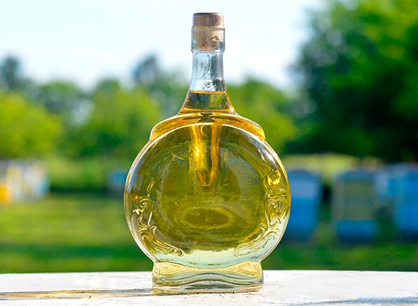 Medina Rakija ( Medovača ) - Rakija od Fermentisanog Meda